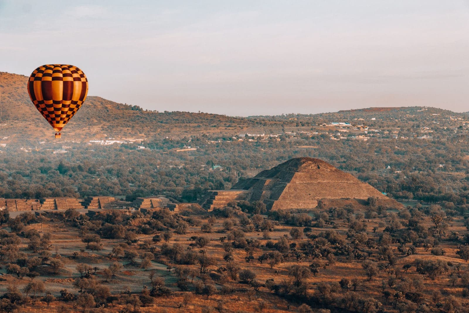 Teotihuacán: Mit dem Heißluftballon über die Pyramiden von Mexiko City
